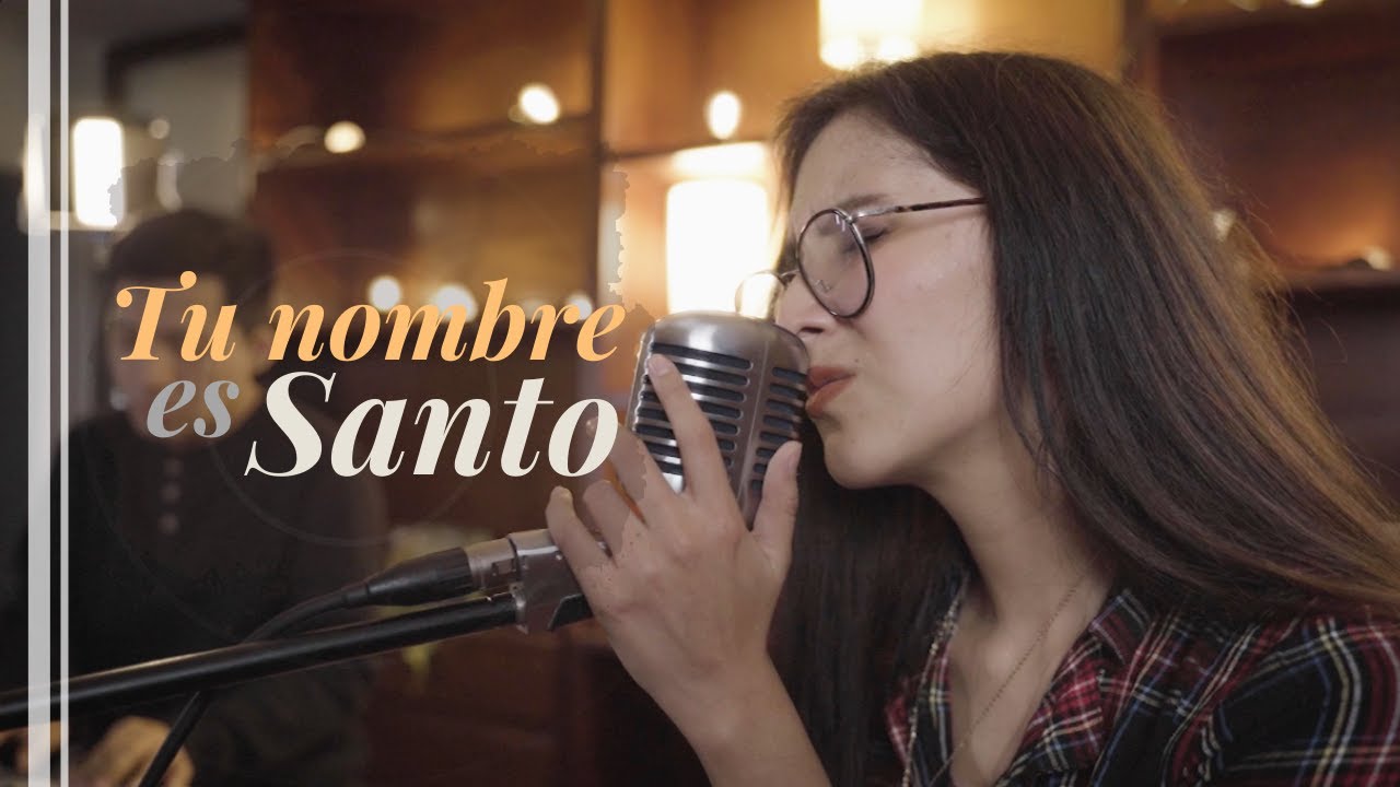 TU NOMBRE ES SANTO // Janine Torres | Comunidad Shalom - YouTube