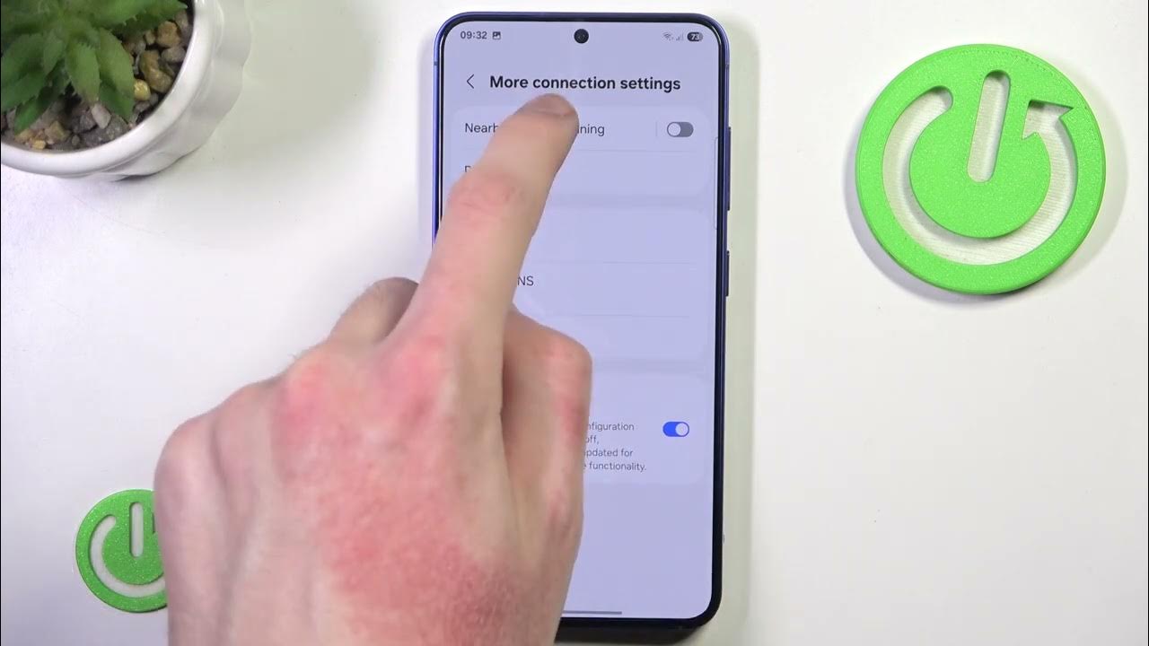 How to Enable/Disable Nearby Device Scanning On SAMSUNG Galaxy S25 - YouTube