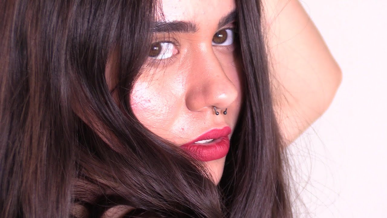 Barbie Pelinegra - YouTube