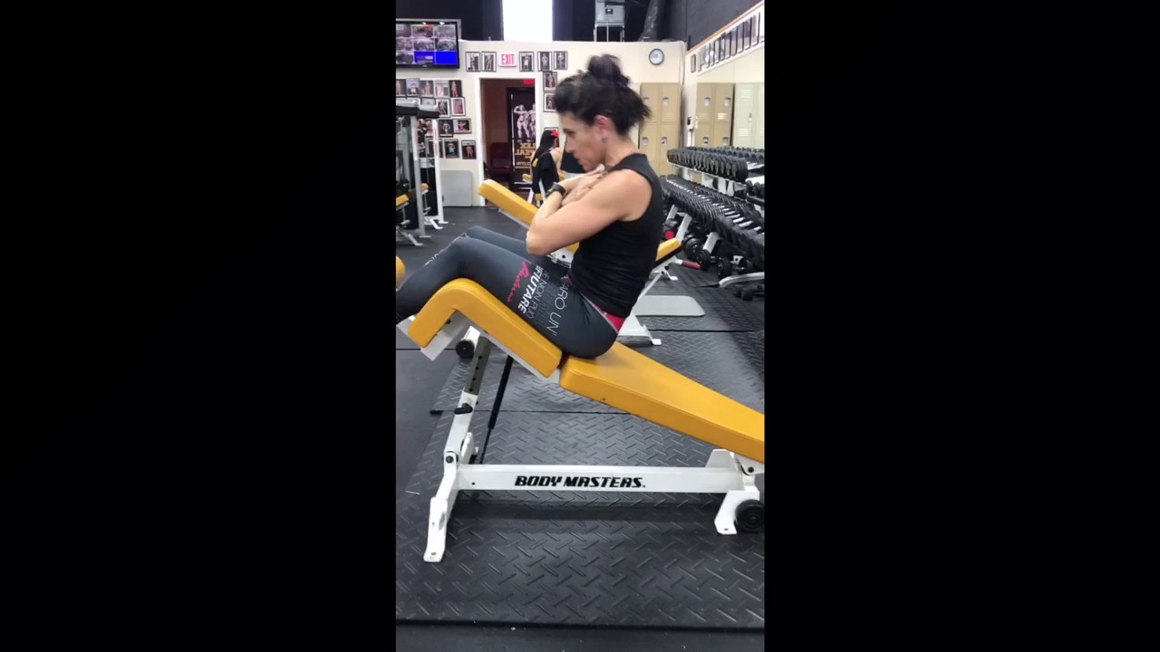Decline Sit Ups / Leg Raise / Done Right - YouTube