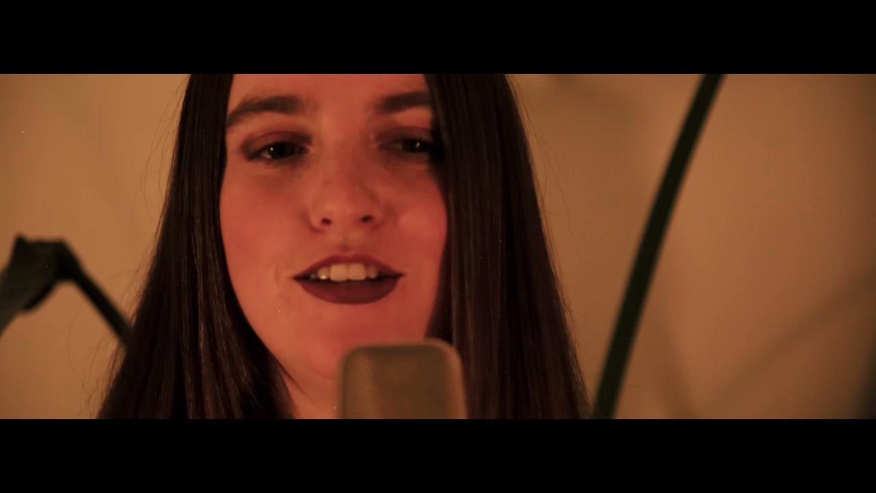 Danielle Pollari feat. Tennyson King - Liquifying [Live in Thunder Bay ...