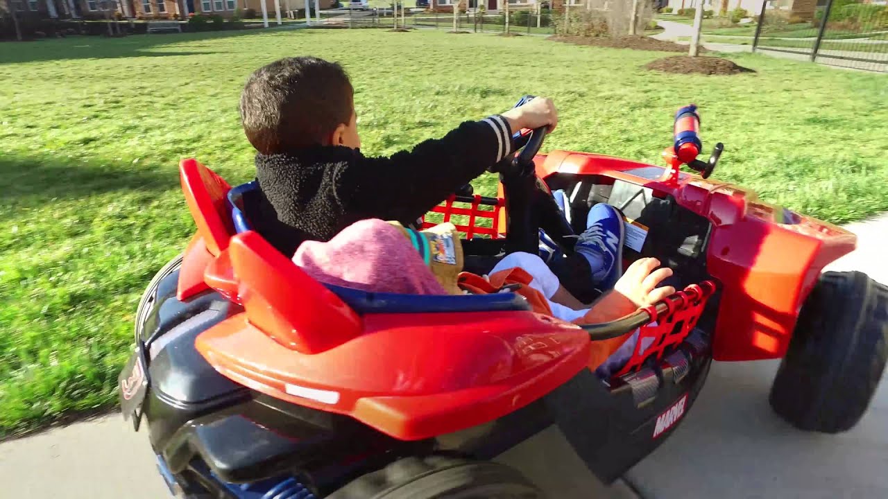 Brothers Speed Off in Spiderman Power Wheel | Bubba's First Solo Drive ...