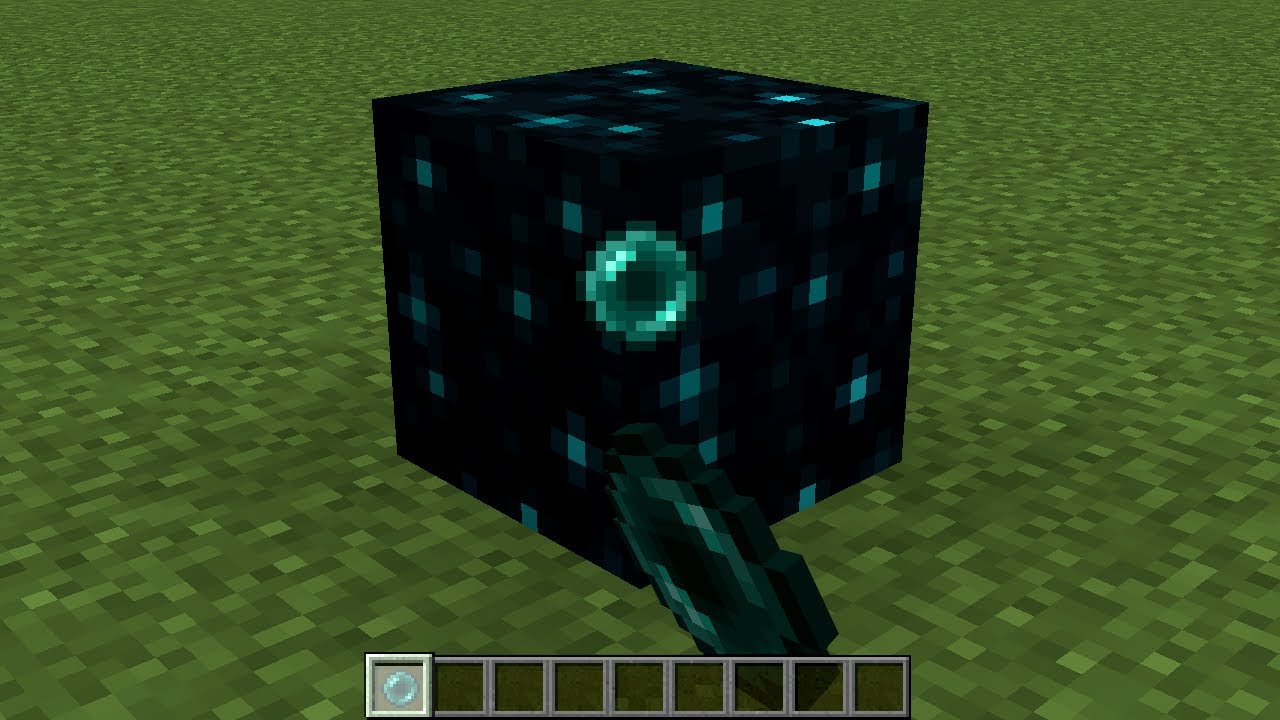 what's inside the sculk? - YouTube