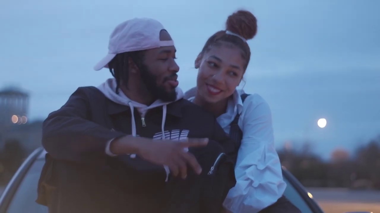 Zay Blaze - Screens ft. MoThoro (Official Music Video) - YouTube