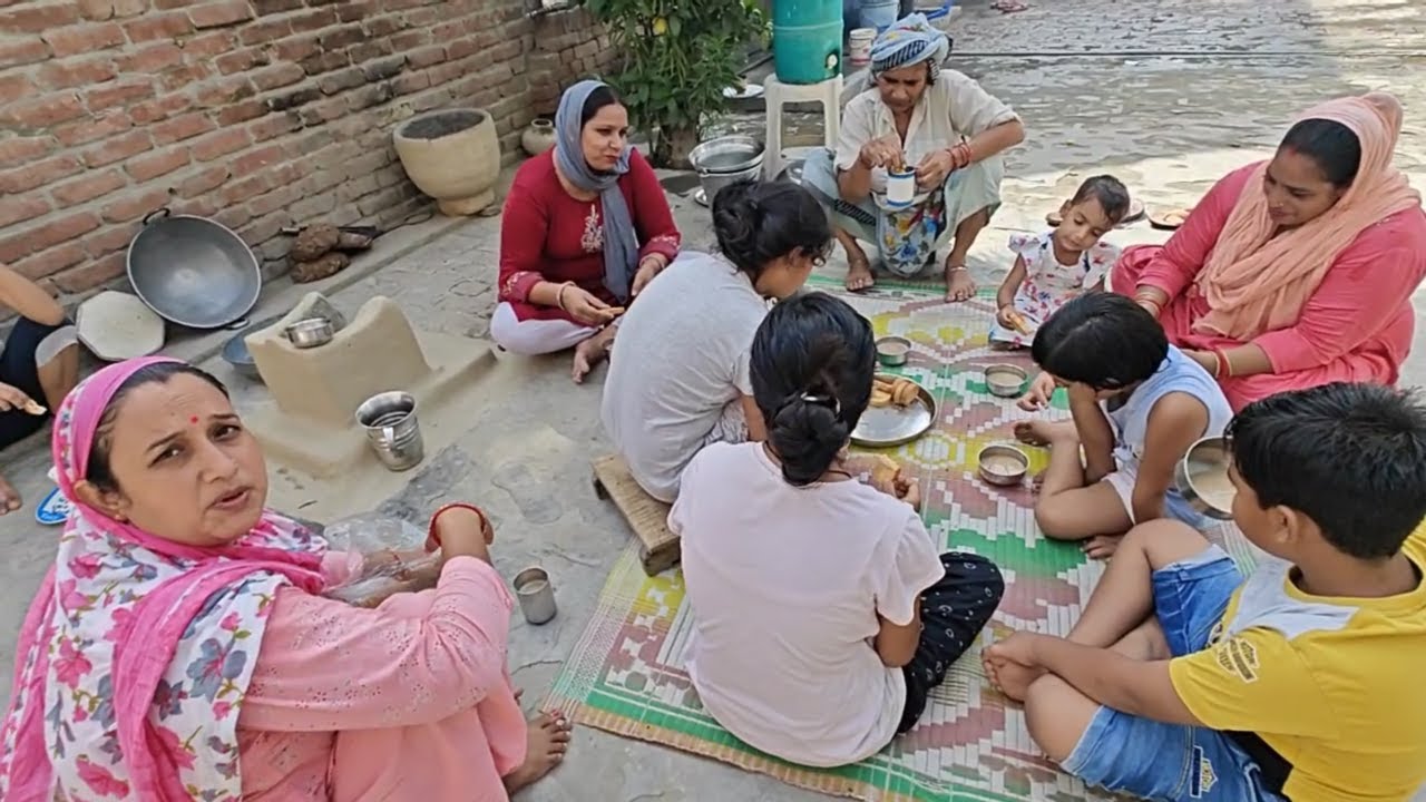 साथ में चाय पीकर हो गए सब गिले शिकवे दूर || Pal Family Vlogs - YouTube