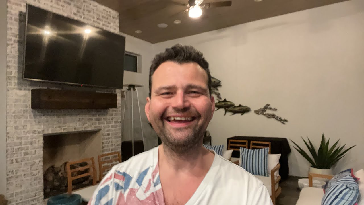 Angelo Live! - YouTube