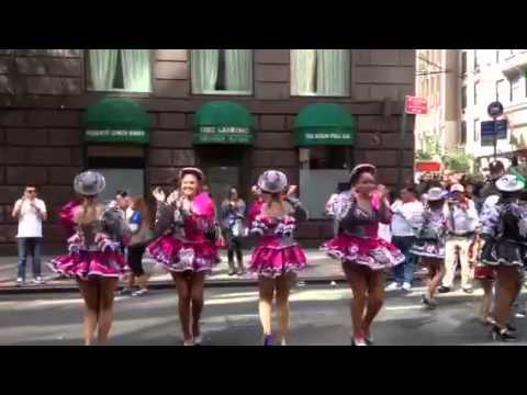 Mexican girls dancing - YouTube