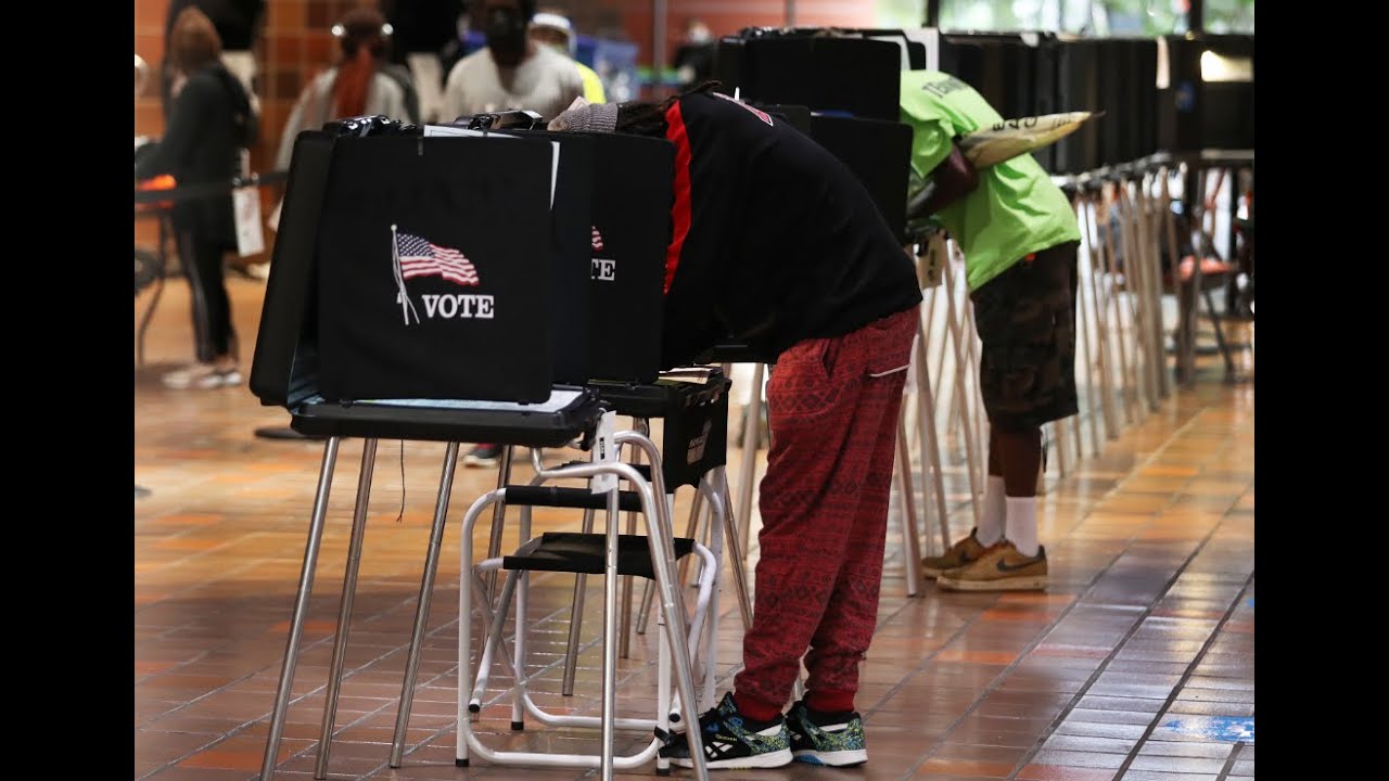 Droit de vote : des obstacles pour de nombreux Américains - YouTube