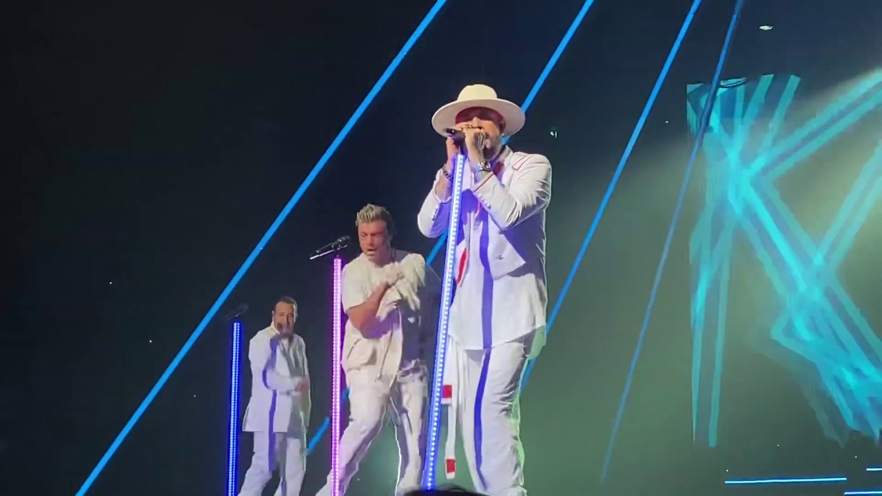 Backstreet Boys DNA tour in Osaka - YouTube