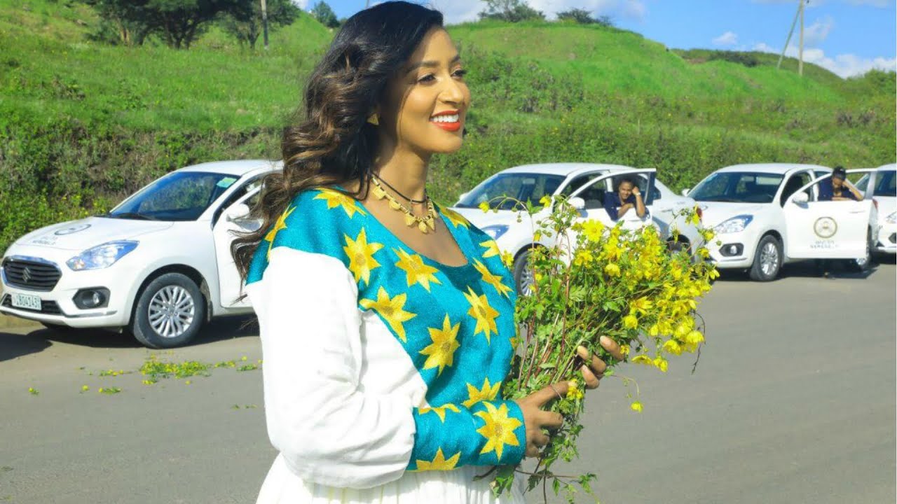 Amleset Muchie - [መልካም አዲስ ዓመት] New Year Collections | Music by ...