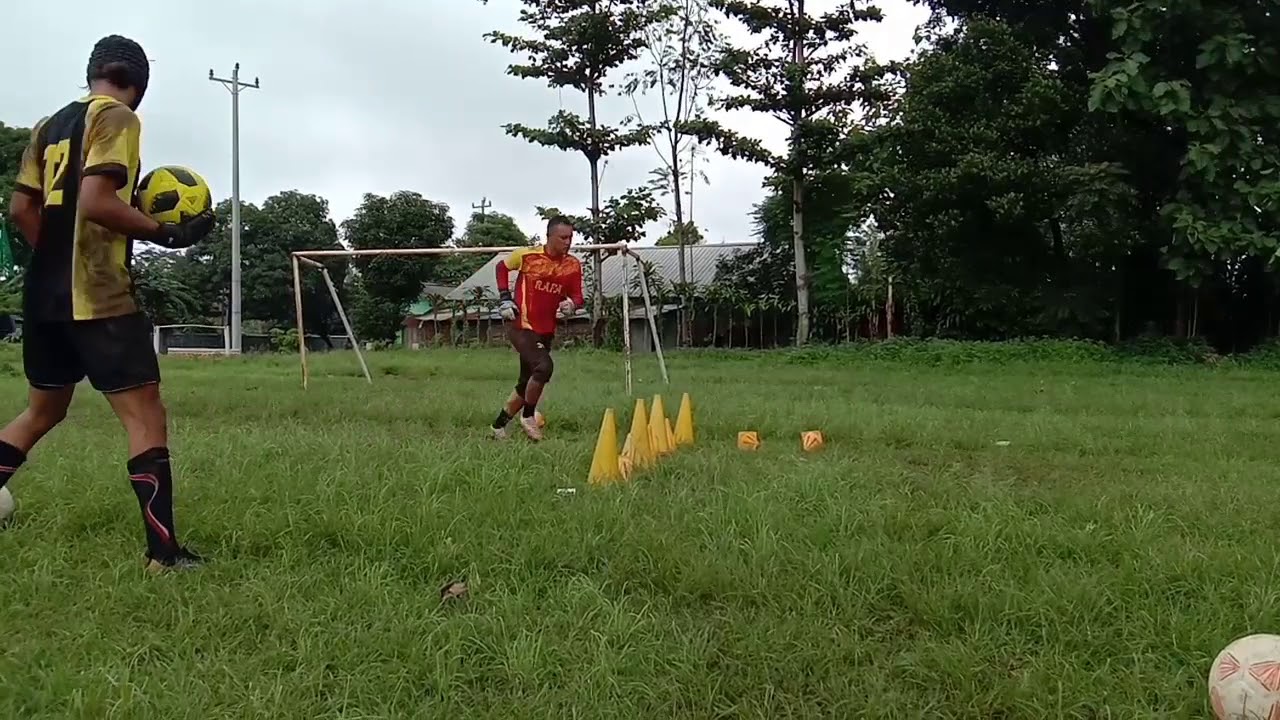 Latihan kiper season 2 - YouTube