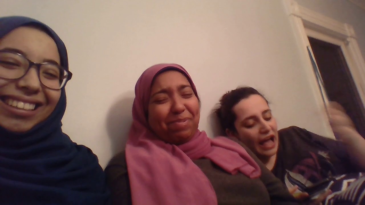 Donya ya 3rab: food... and a lot of confused looks - - YouTube