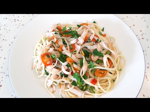 Hindi Fümeli Spagetti Makarna Sever misiniz ? Cam Tencerede Spagetti Enfes Lezzetli Oluyor :)