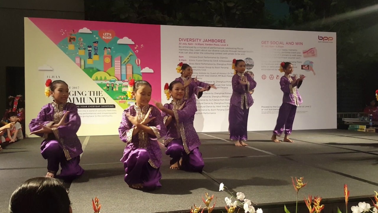 Racial Harmony Day - Malay Dance Live Performance 2017 - YouTube