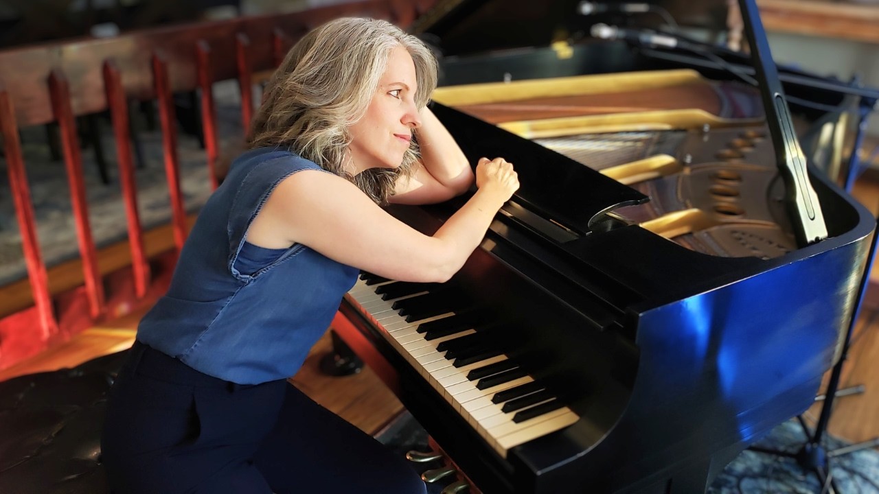 I'm Getting Sentimental Over You | Pamela York Jazz Piano - YouTube