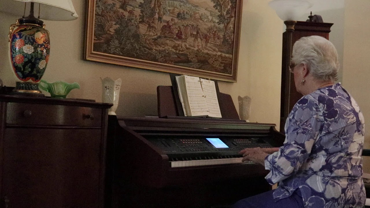 Virginia Nunley plays "I am Thine O Lord" - YouTube