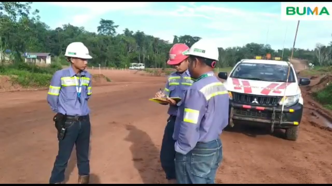 Pengawasan Coal Hauling BUMA - YouTube
