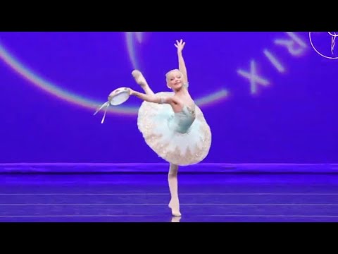 La Esmeralda- Harper Schwalb - YouTube