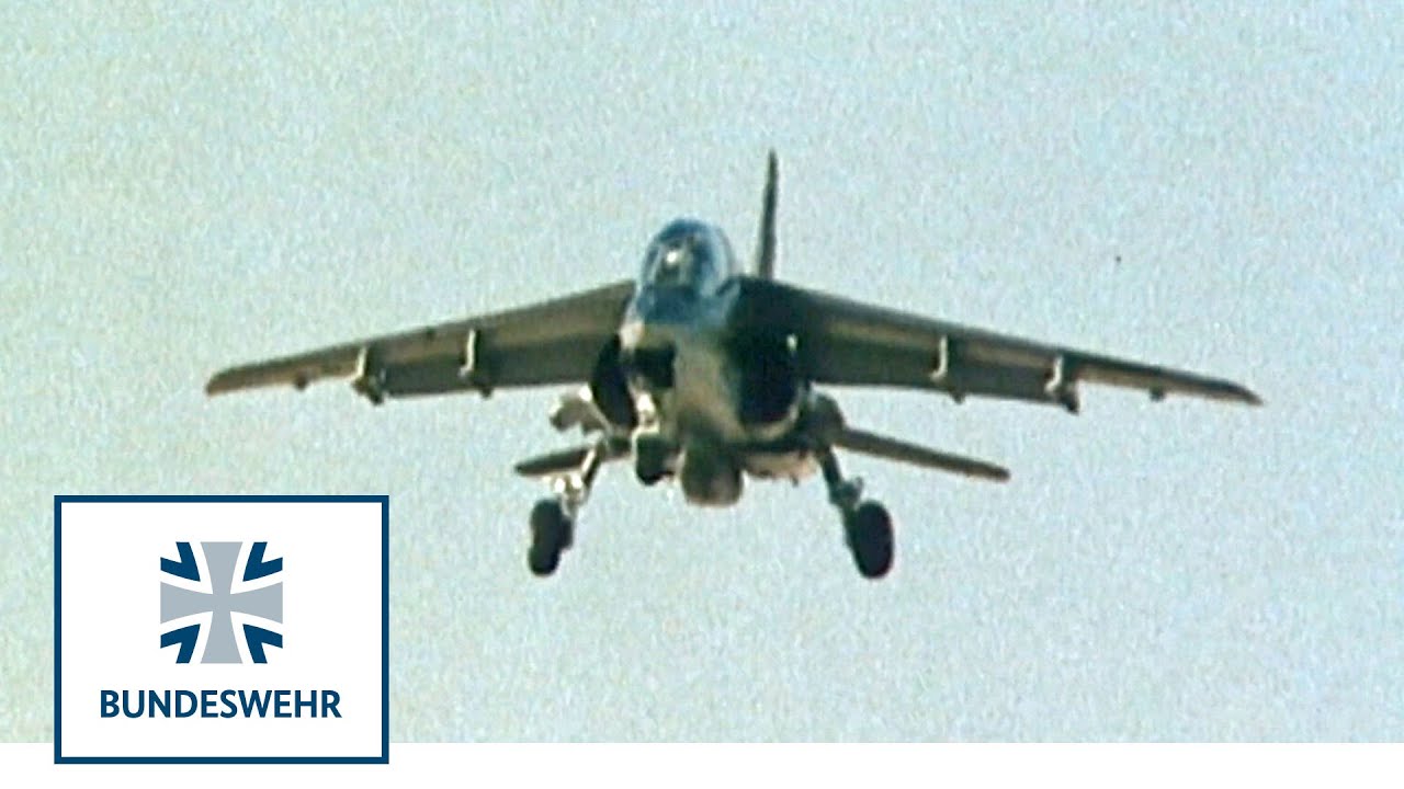 CLASSIX | Alpha Jet - Tiefflug und scharfer Schuss in Portugal (1985) | Bundeswehr - YouTube