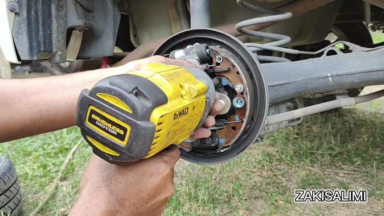 How to change Rear Wheel Bearing for Axia. - YouTube