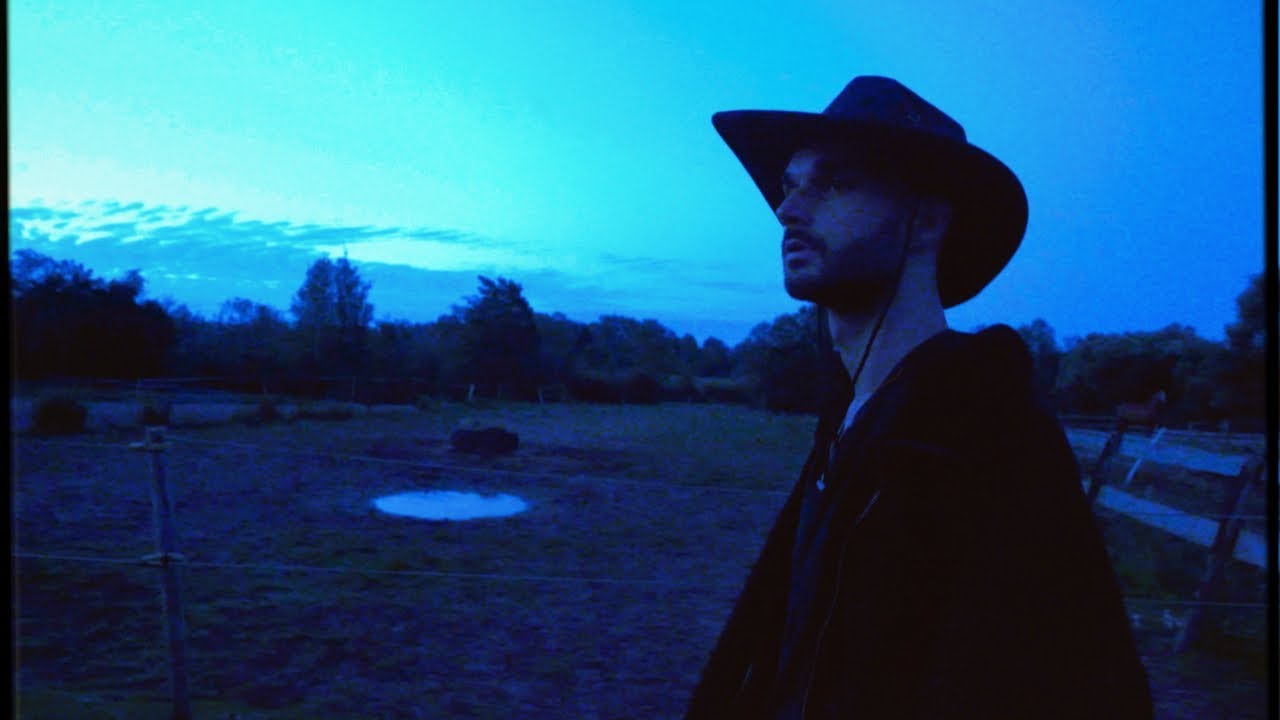 Keanu Blunt - Žirgai (Official Video) - YouTube