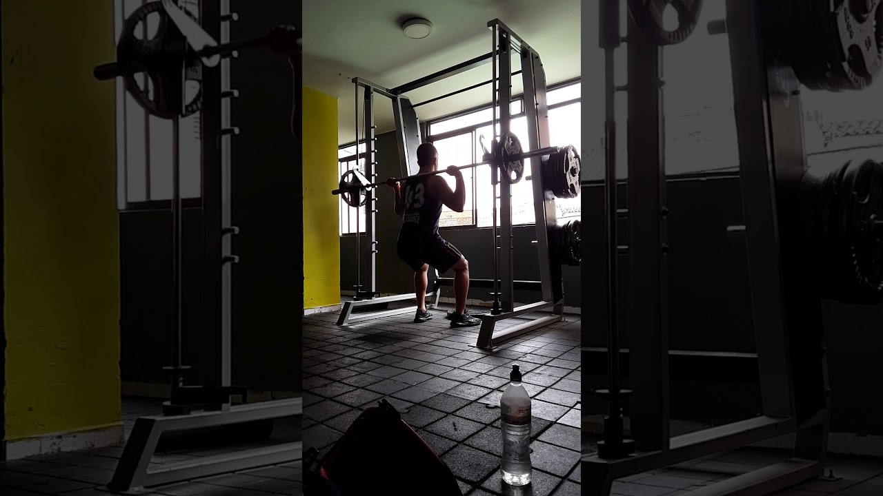 Sentadilla en Smith - YouTube