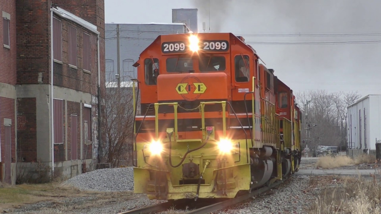 CF&E 4 locomotives on the interchange train CF&E 2099 GP38-2 - YouTube