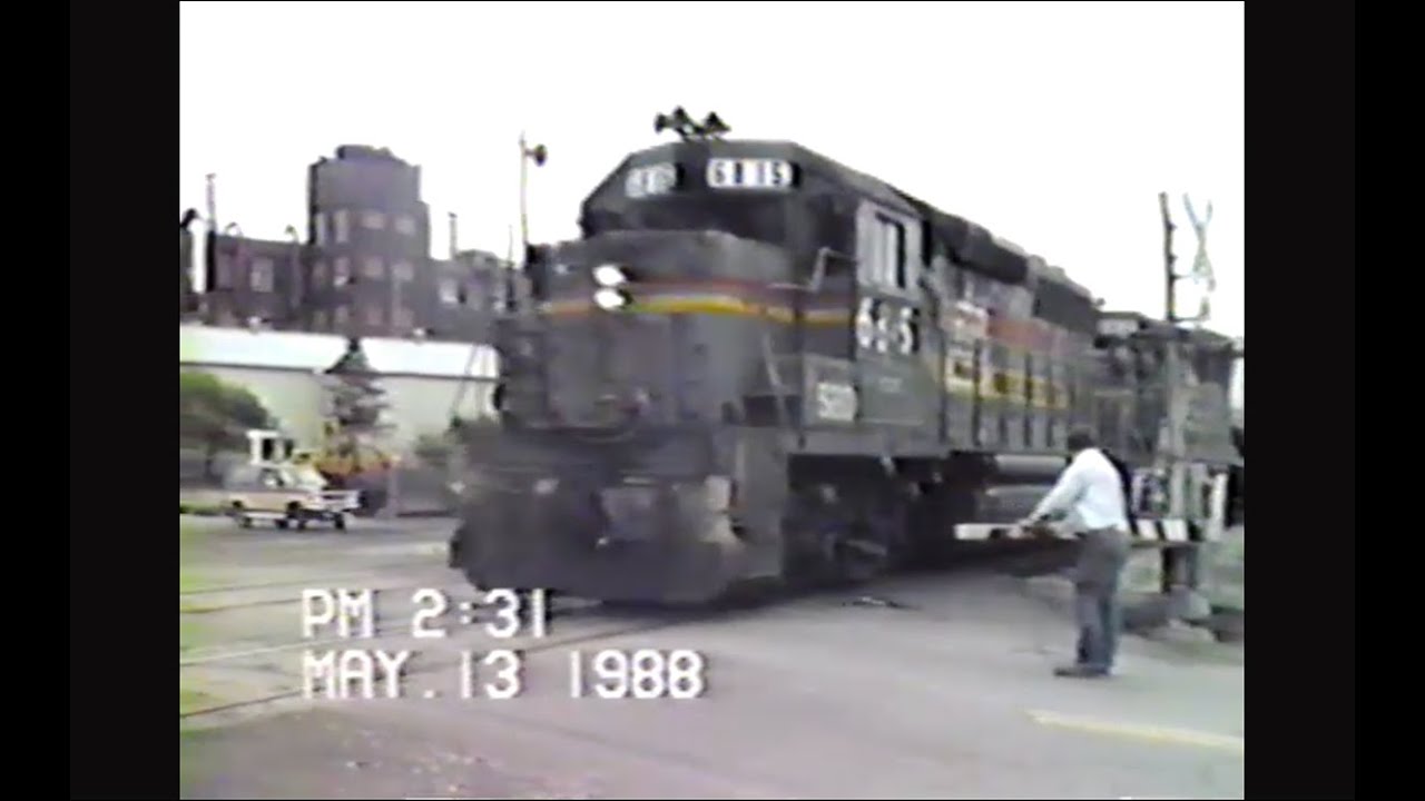 May 13, 1988 - Five early CSX trains through Ravenna, OH - YouTube