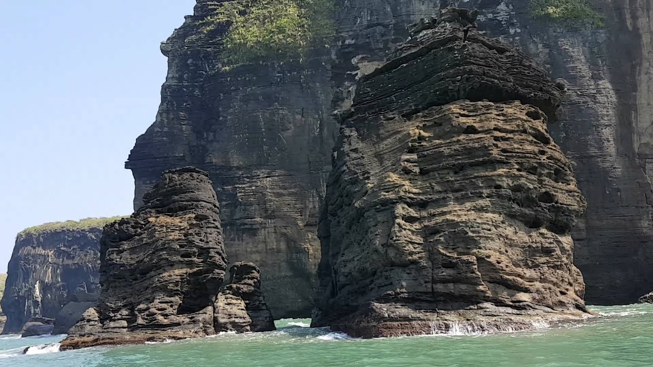 Playa Roca Partida - YouTube