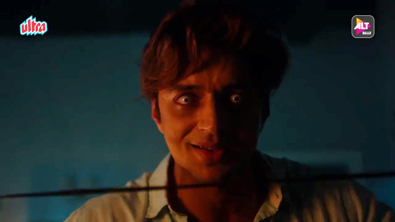 Superhit Horror Scene - Ragini MMS - Episode 11 - YouTube