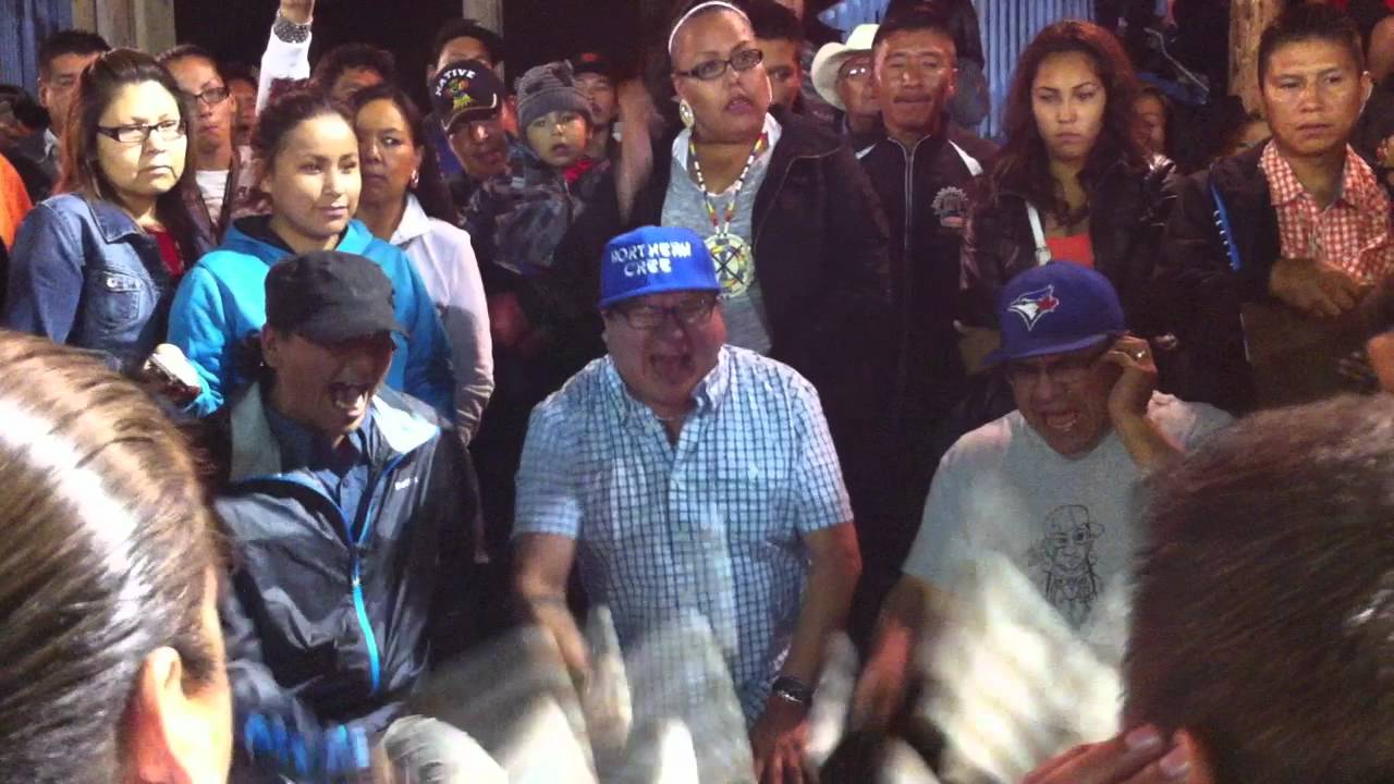 Paul First Nation 42nd Annual Powwow 2012: Northern Cree.MOV - YouTube