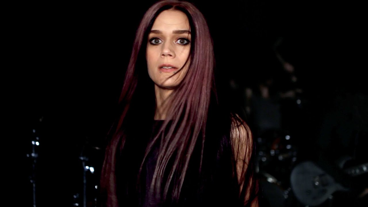 FOREVER STILL - Something Wrong (OFFICIAL MUSIC VIDEO) - YouTube