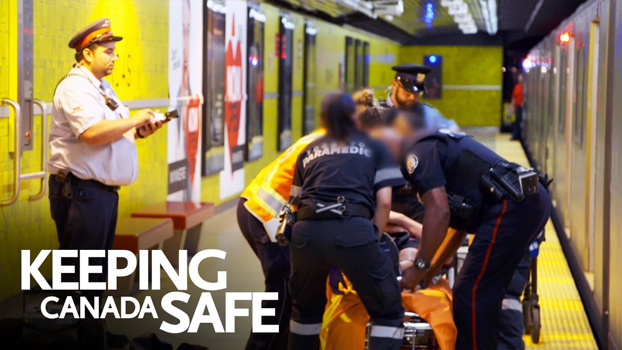 Rush Hour Emergency on TTC | Keeping Canada Safe, Full Episode 8 - YouTube