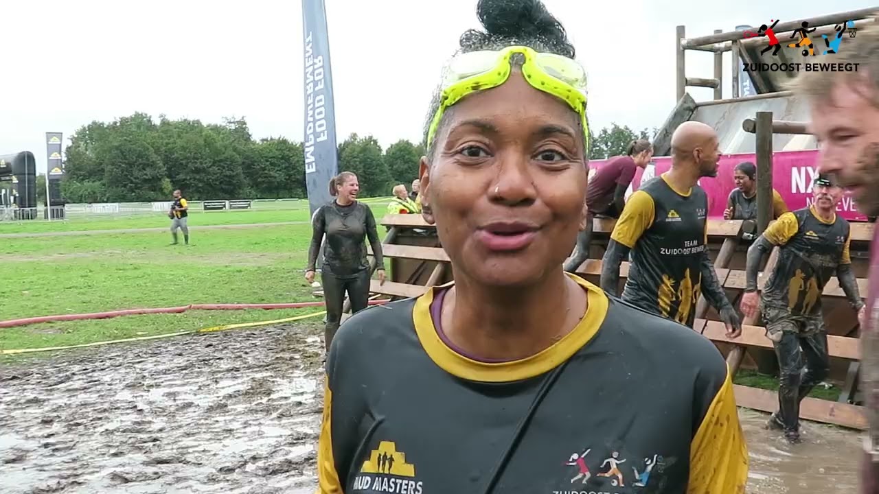 Zuidoost Beweegt in de modder - YouTube