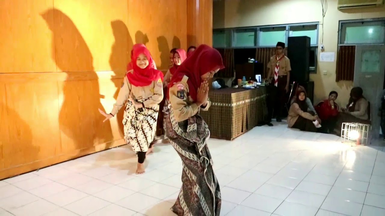 Viral! Serunya Pelantikan Penggalang Ramu Pramuka SDN Demangan Kota ...