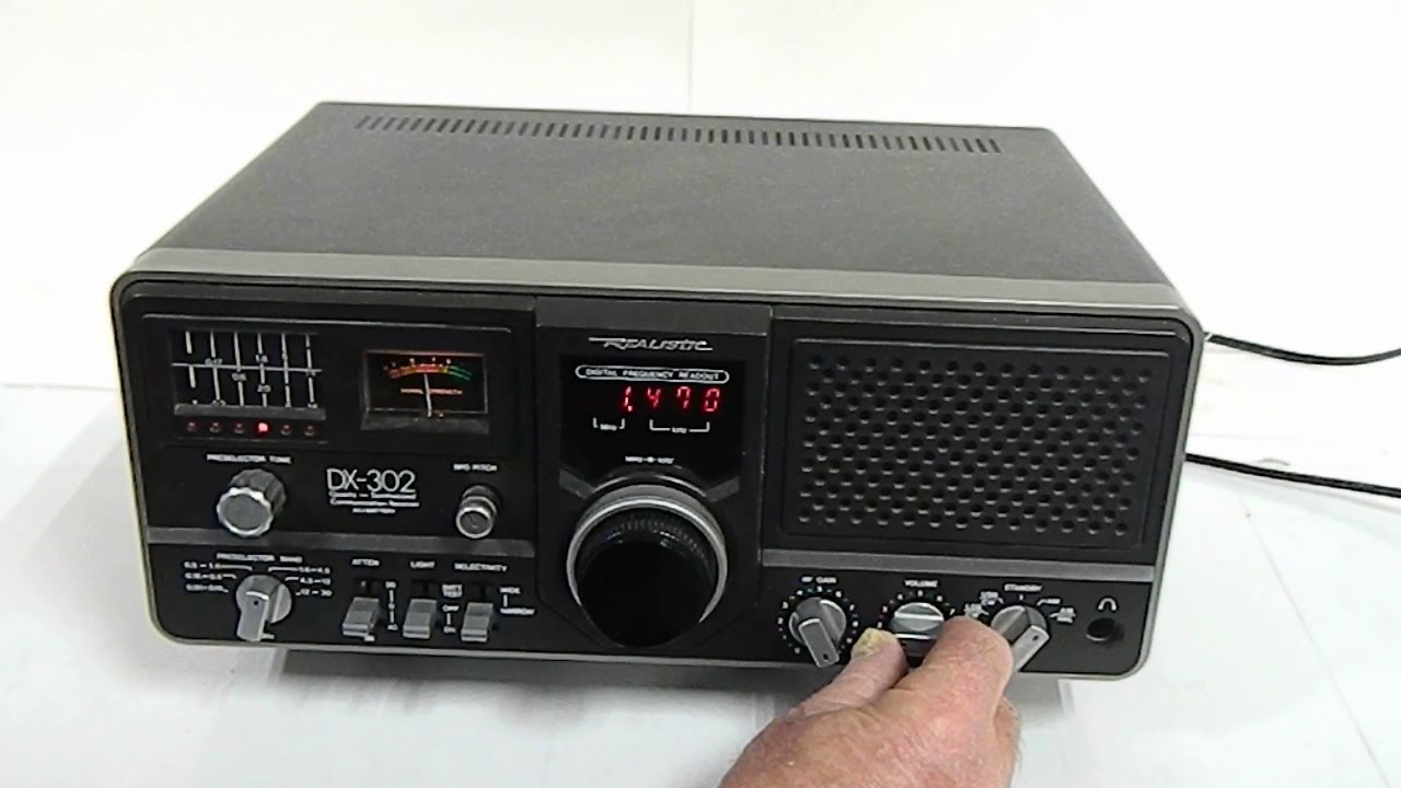 REALISTIC MODEL DX-302 Shortwave receiver - YouTube