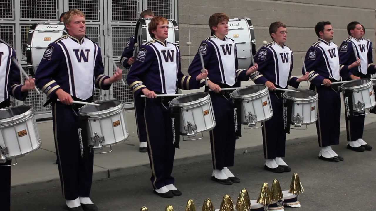 UW Drumline - Seahawks vs. Packers @ CenturyLink Field - Highlights ...