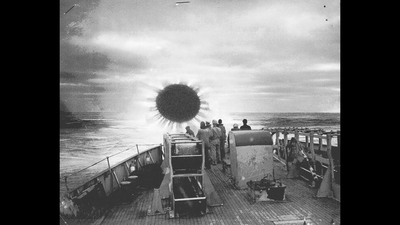 EXPERIMENTUL PHILADELPHIA!!(Teleportarea navei Eldrige!) - YouTube