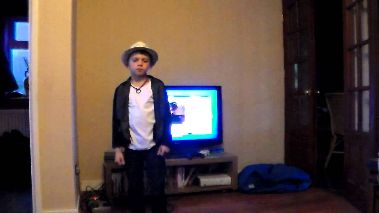 Uptown Funk Marley Moo - YouTube