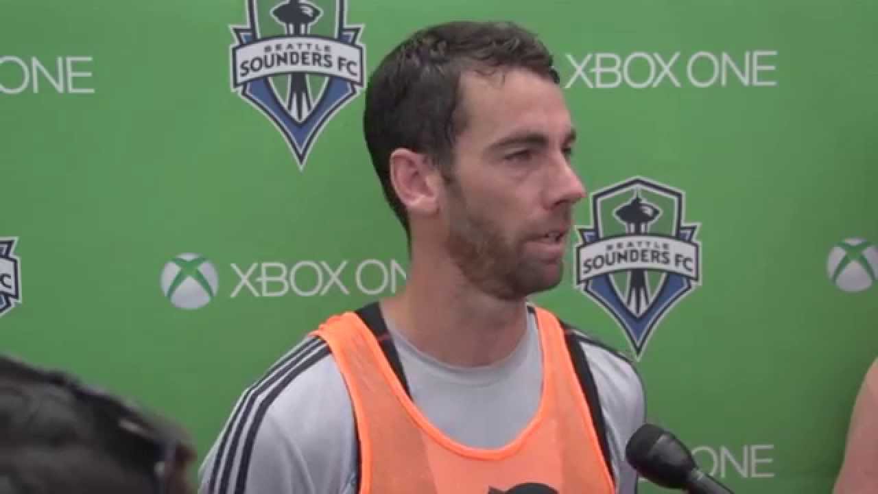 Interview: Zach Scott on instilling leadership into the club - YouTube