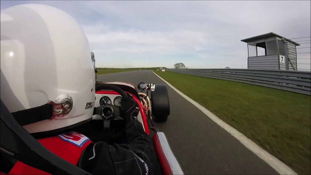 Stuart Leach - Car 19 issues at Snetterton - Javelin Sprint Series ...