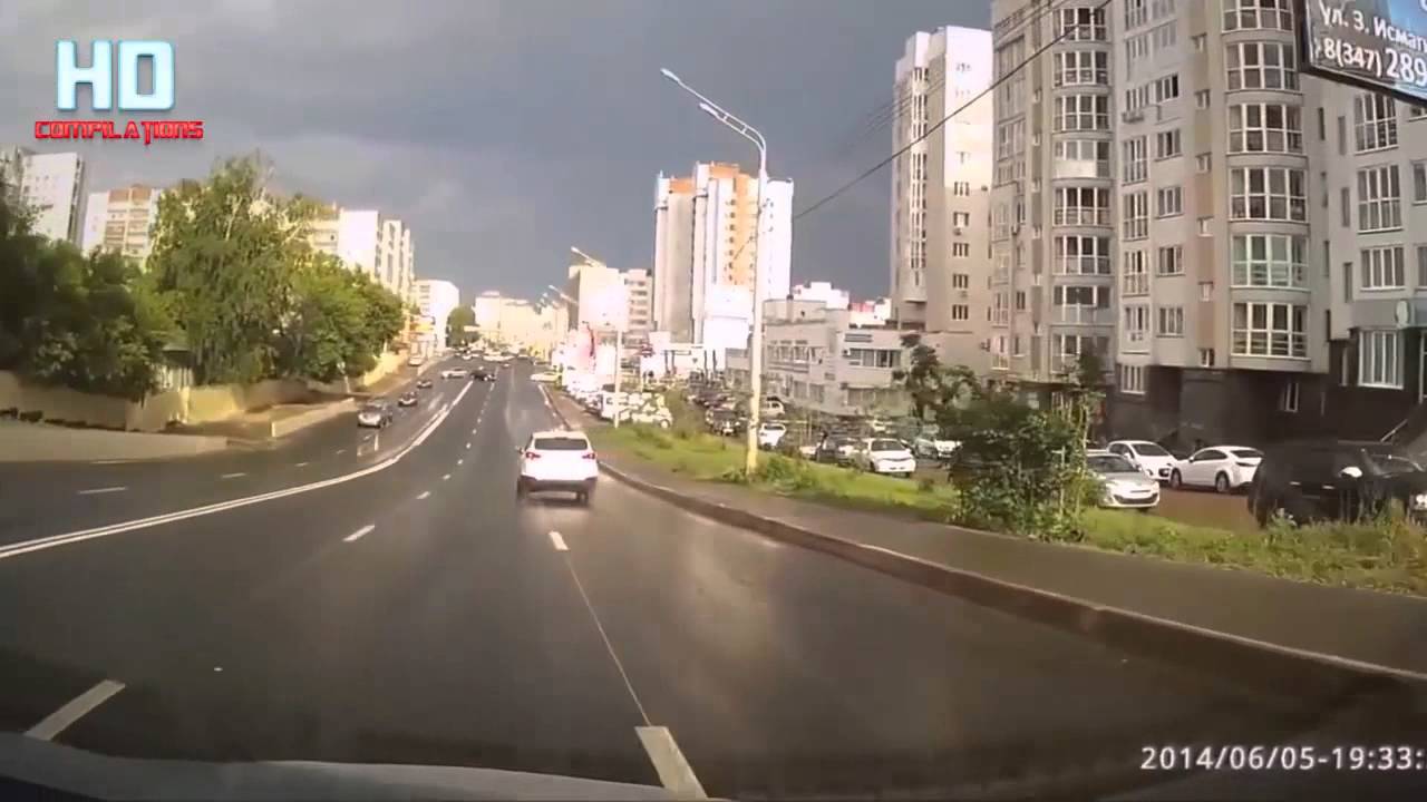 26# Car crash compilation caught on camera "HD Compilations" - YouTube