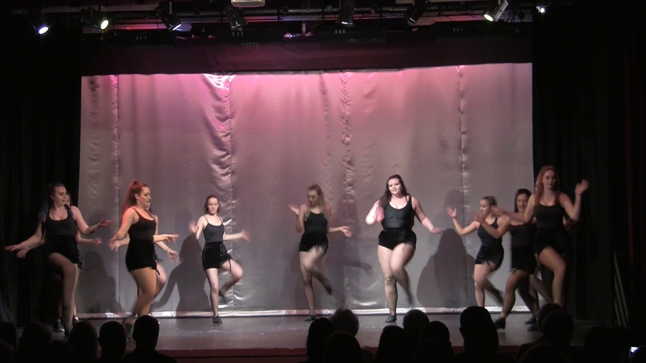 Razzle Dazzle - Showcase 2018 - YouTube