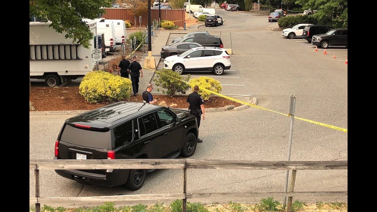 Police continue to investigate two bomb threats at Clearbook Library ...