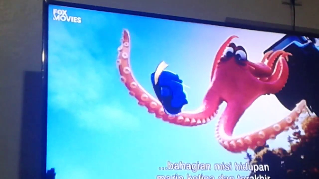 Finding dory Truck Crash Falling 3 - YouTube