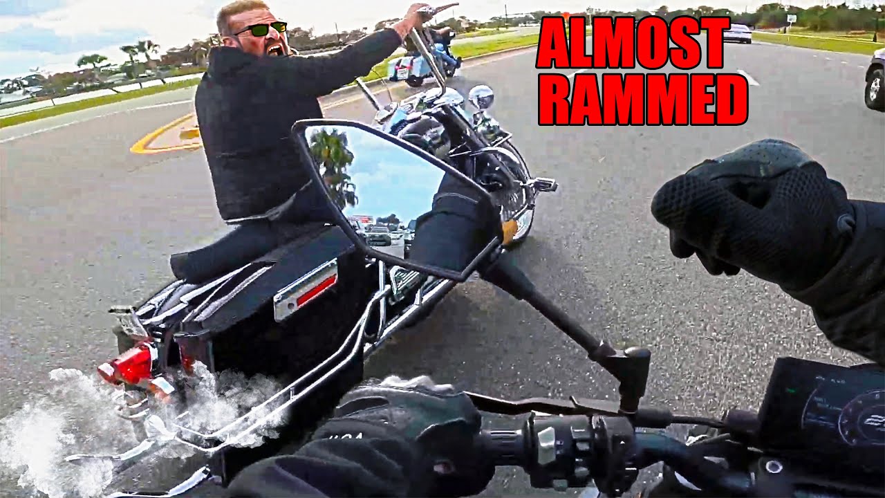 ANGRY HARLEY RIDER TRIES TO RAM BIKER - Unbelievable Motorcycle Moments ...