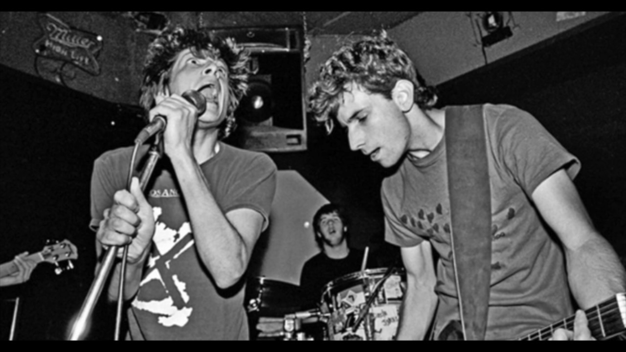 Beverly Hills - Circle Jerks (Cover) - By Alejandro Roig - YouTube