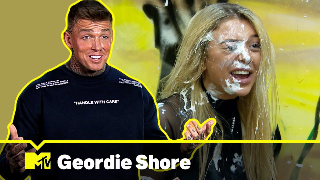 Geordie Shore | Cardiff Carnage | MTV Asia - YouTube
