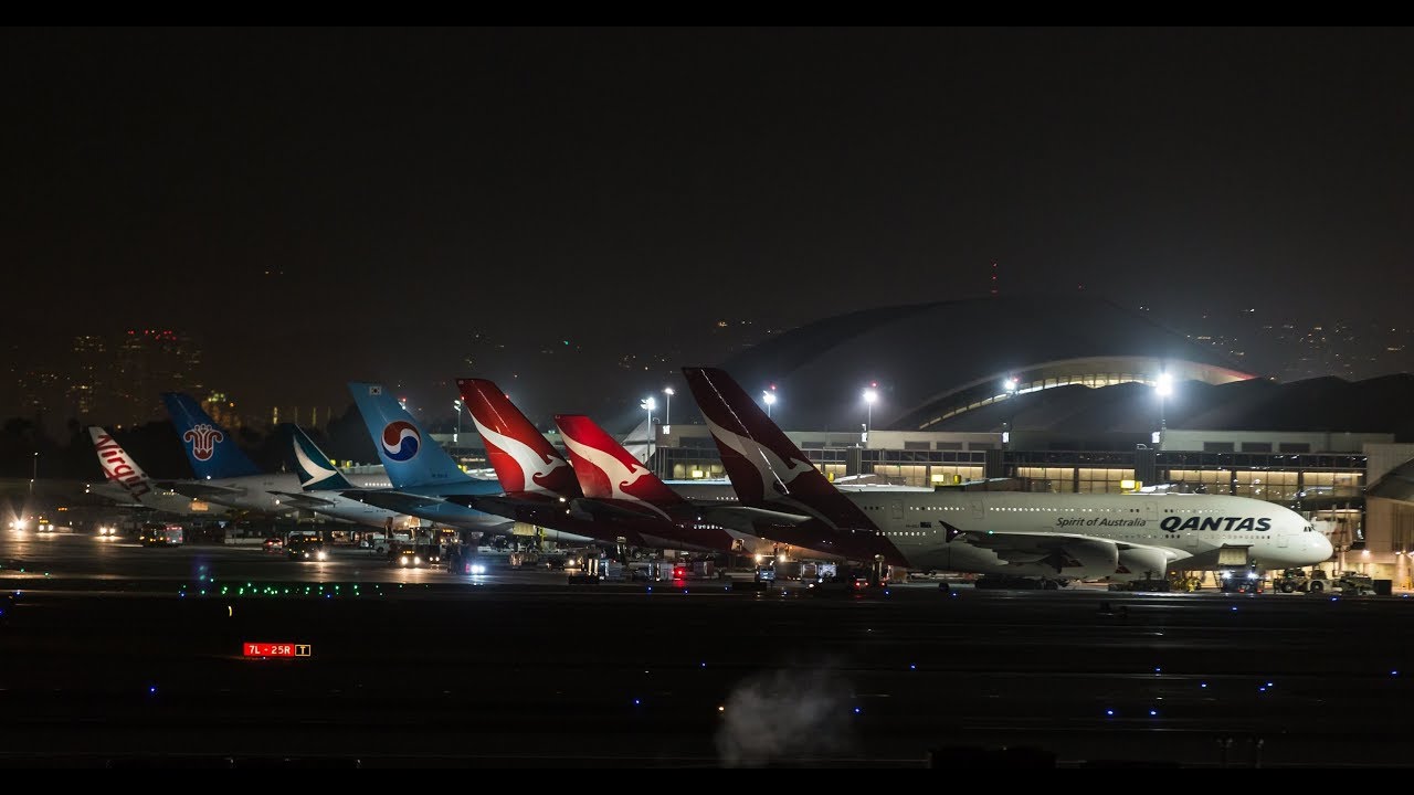 LAX @ Night - Plane Spotting June 2018 - YouTube