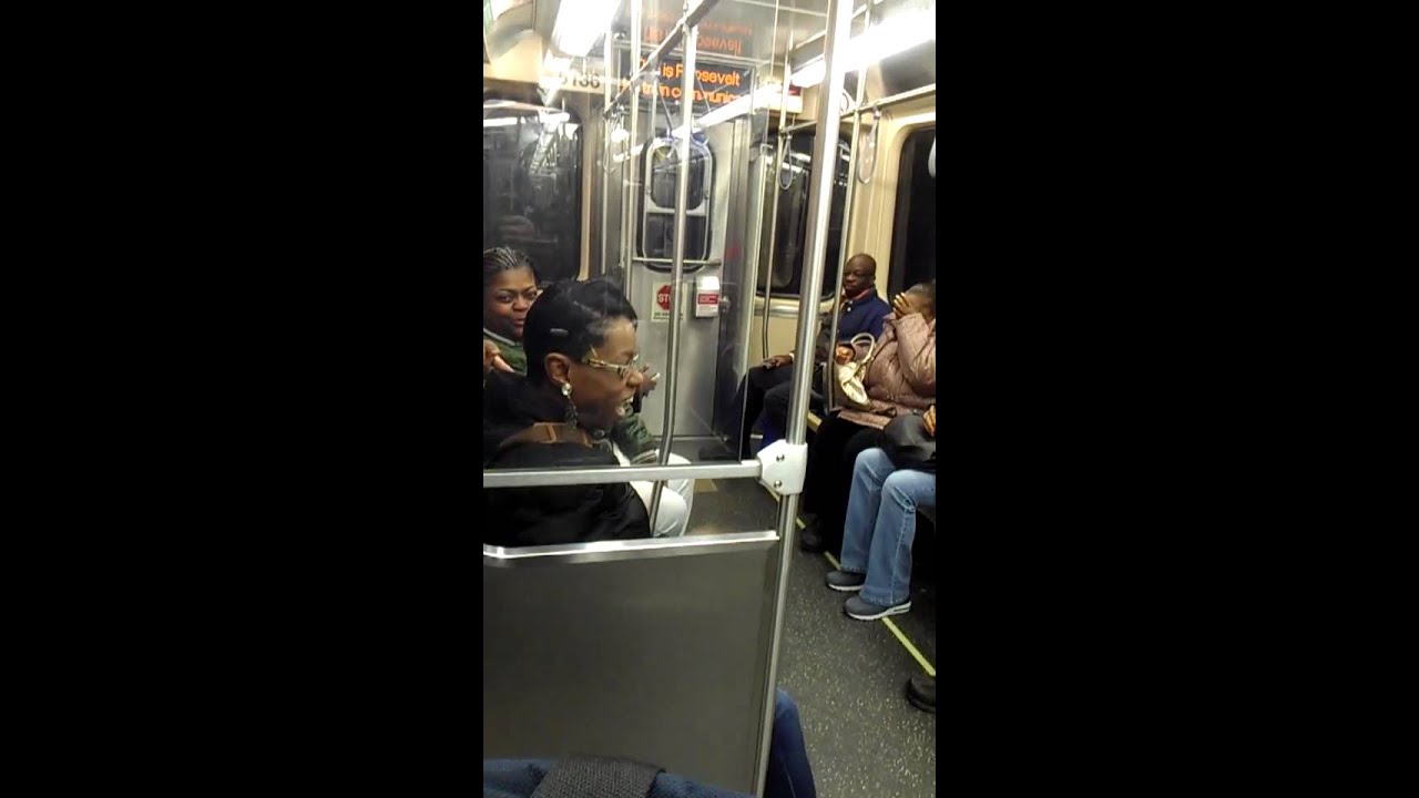 Funny lady on the cta redline . - YouTube